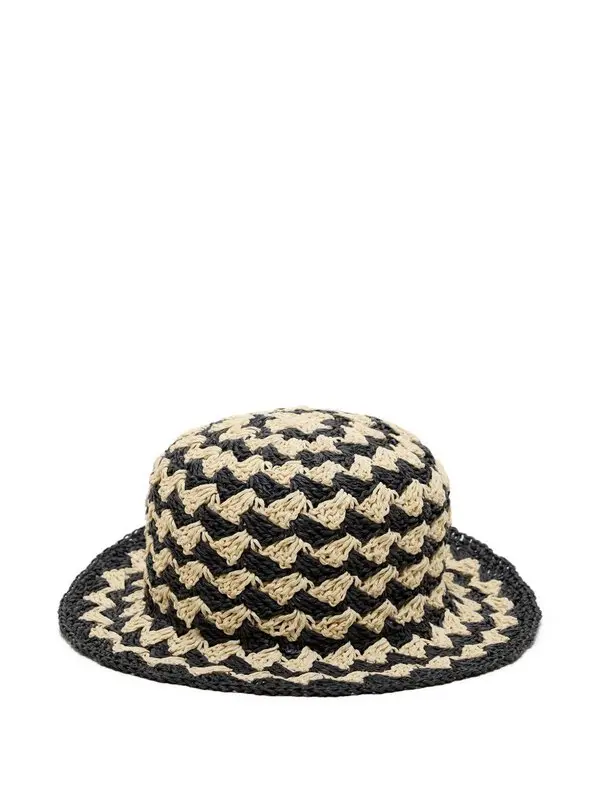 Closed Straw Hat - Black