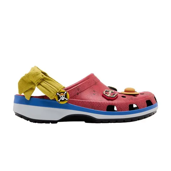 CROCS One Piece X Classic Clog - Red