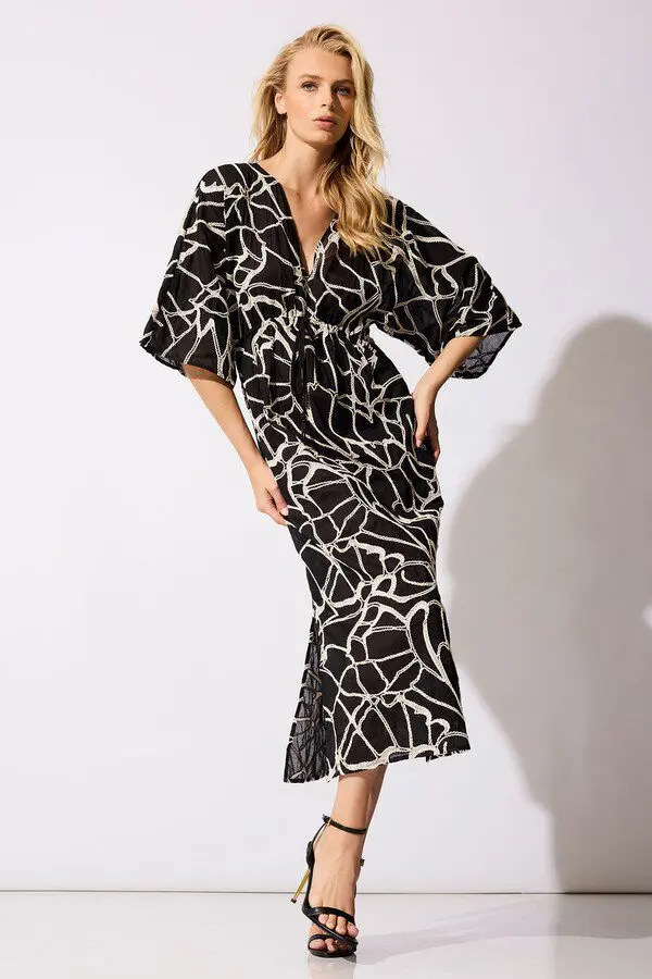 Natori Butterfly Embroidery Caftan - Black