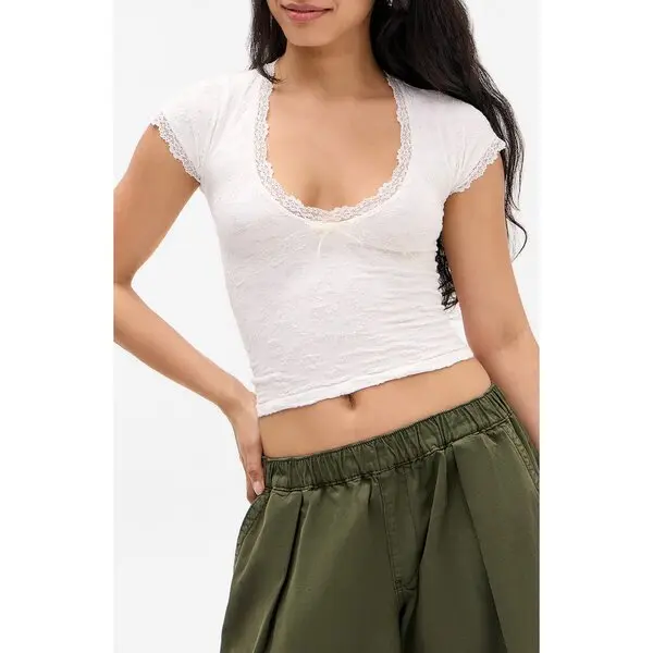 BDG URBAN OUTFITTERS Bella Lace Trim Crop T-shirt