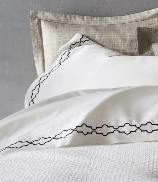 PEACOCK ALLEY Biagio Jacquard Decorative Pillow - Pearl
