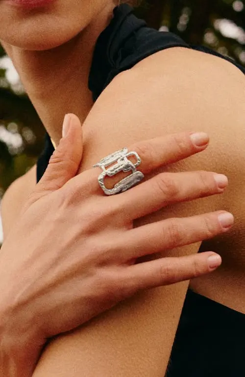 RETRO CHIC Roman Arc Ring - Silver