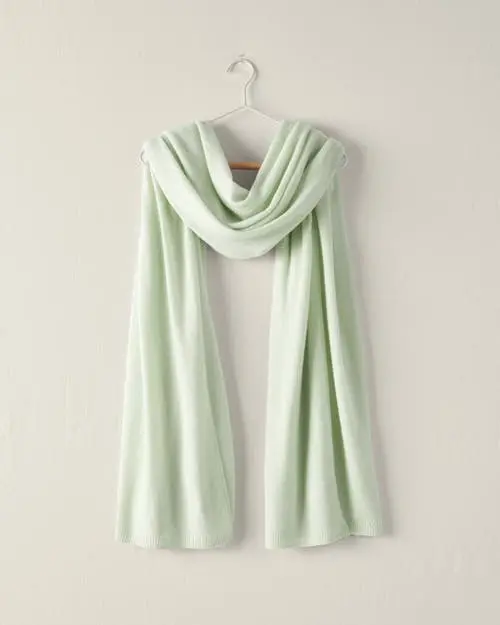 HAVEN WELL WITHIN Cashmere Wrap - Deep Trellis