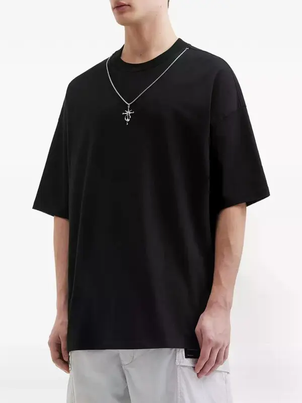 FIVE CM T-shirt With Detachable Necklace