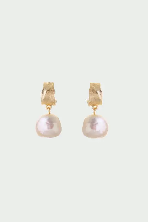 TUTTI Textured Hoop Freshwater Pearl Drop Earrings - Gold