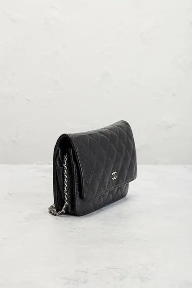 Chanel Caviar Wallet On Chain