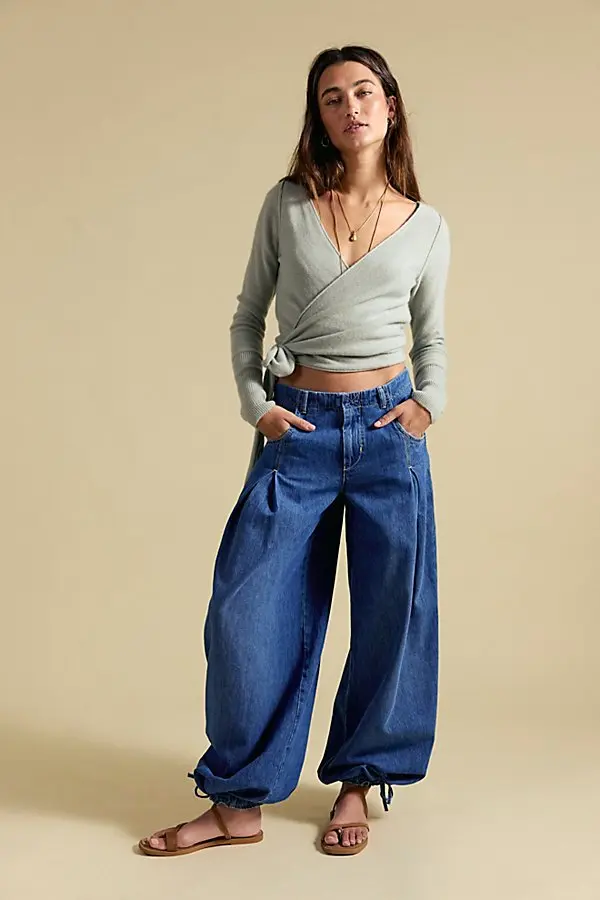Free People We The Free Essential Lotus Balloon Jeans - Moonshadow