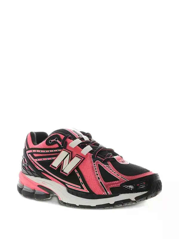 NEW BALANCE 1906r Low-top Sneakers - Black