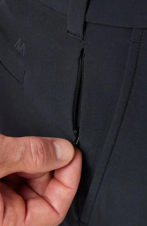 Mizzen+main Helmsman Performance Golf Shorts - Black Solid