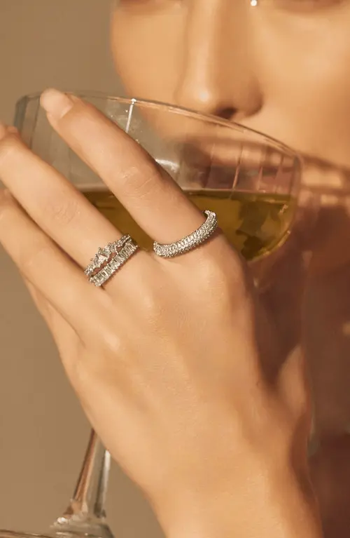 BEARFRUIT JEWELRY Cassie Band Ring