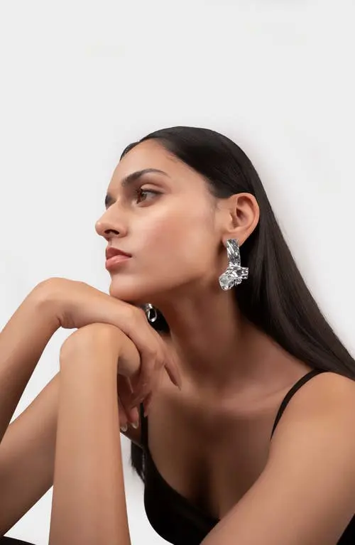 NAVEDA Jiya Knot Statement Earrings - Silver