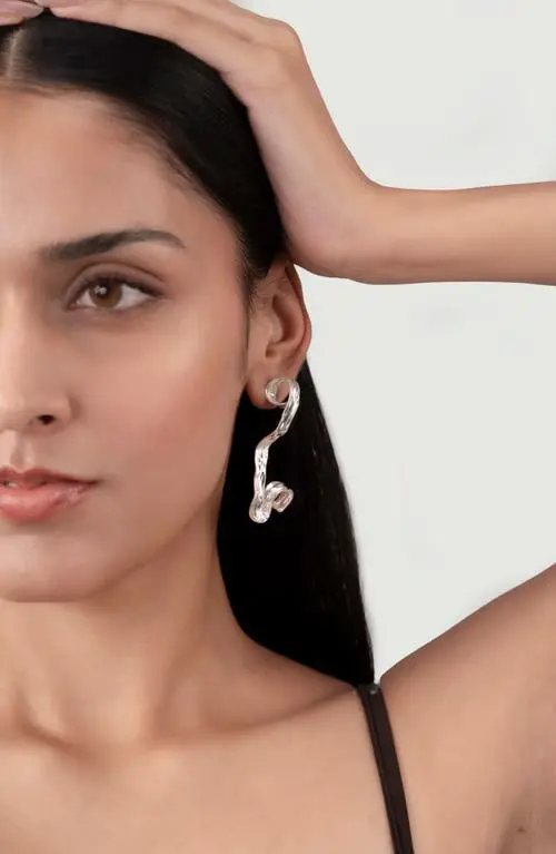 NAVEDA Naisa Drop Earrings - Silver