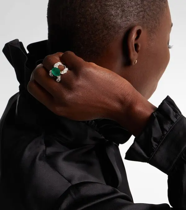 Yeprem 18kt White Gold Ring With Diamond And Emerald