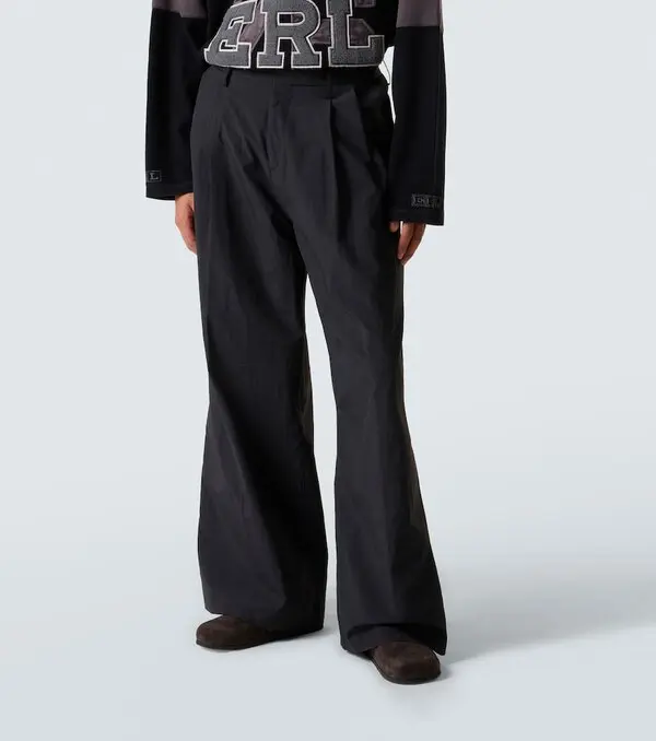 ERL Pleated Wide-leg Trousers In James - Black