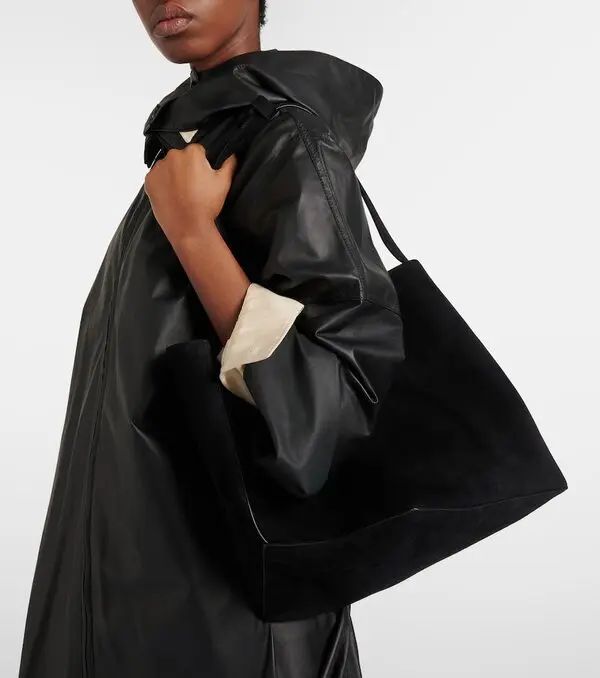 THE ROW Park Three Edge Suede Tote Bag - Black