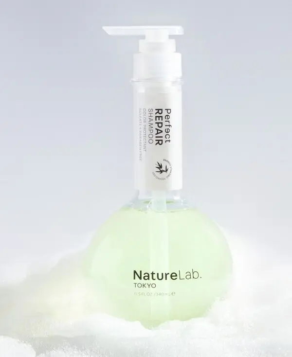 NATURELAB TOKYO Perfect Repair Shampoo
