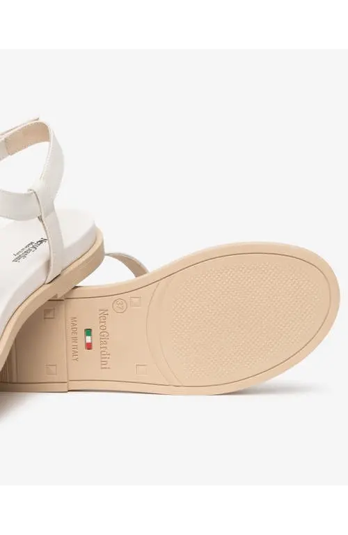 NEROGIARDINI Jeweled T-strap Sandals - Cream