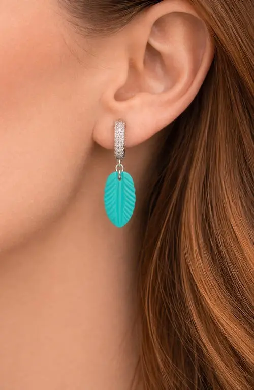 LA MENO Leaf Drop Earrings