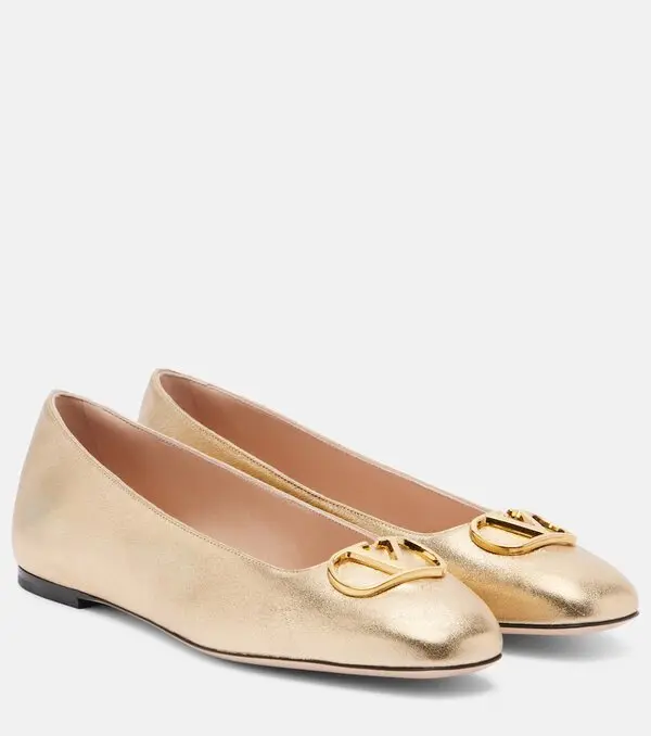 Valentino Garavani Vlogo Metallic Leather Ballet Flats - Gold
