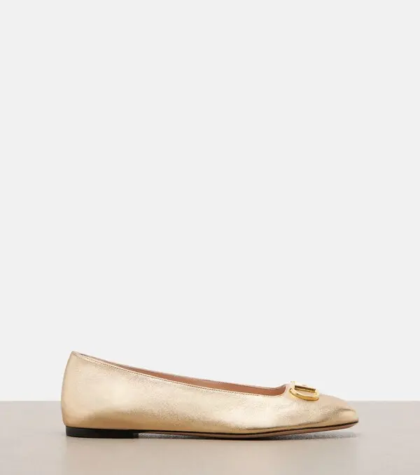 Valentino Garavani Vlogo Metallic Leather Ballet Flats - Gold