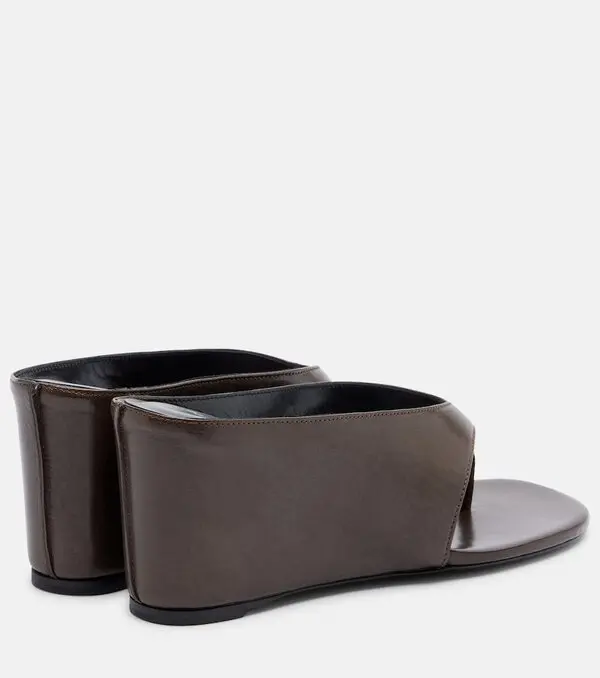 JUDE Yaga Leather Wedge Thong Sandals - Brown