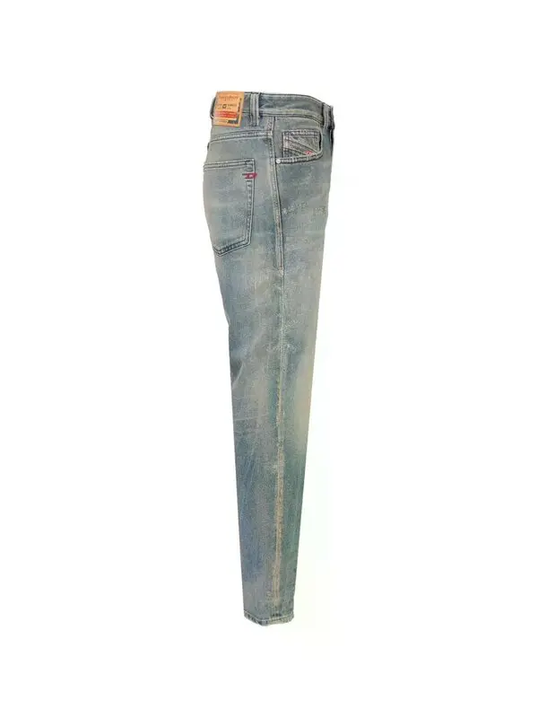 DIESEL® Logo-patch Straight Jeans