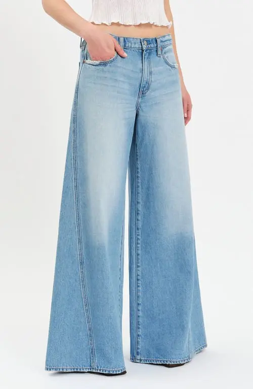 DAZE Wilder Wide Leg Jeans