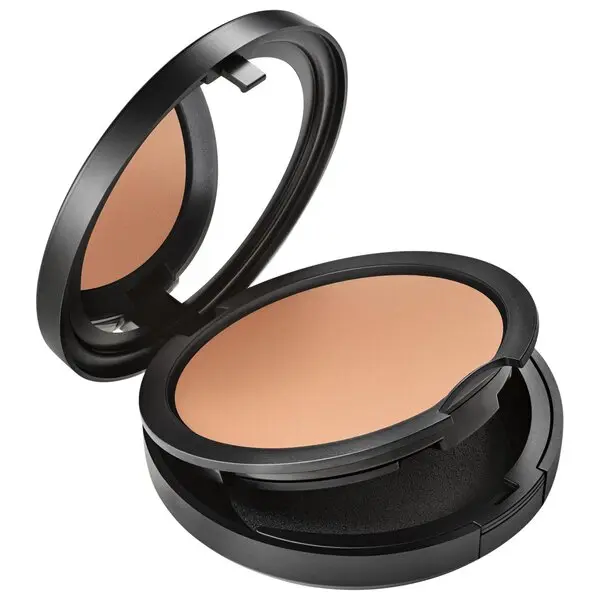MAC COSMETICS Studio Fix Powder Plus Foundation With 24hr Oil Control + Blur-matte Finish - Nc27