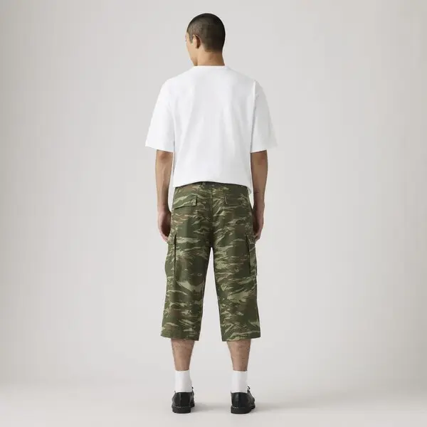 LEVI'S 478 Baggy Capri Utility 18" Shorts - Abstract Lizard Camo