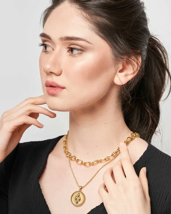 SOPHIE BLAKE Marta Medallion Pendant Necklace - Gold
