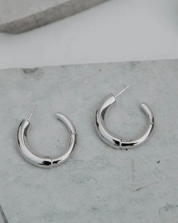 SOPHIE BLAKE Medium Maggie Hoop Earrings