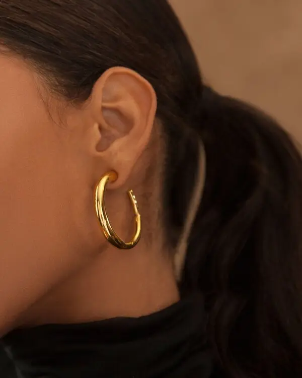 SOPHIE BLAKE Medium Maggie Hoop Earrings - Gold