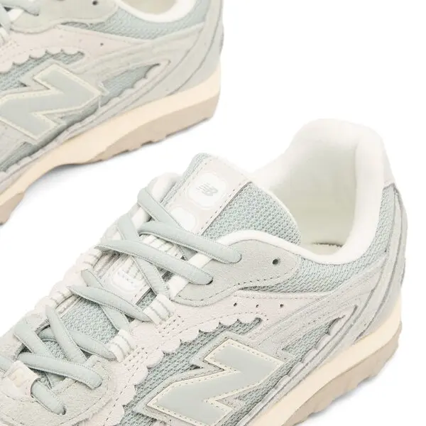 NEW BALANCE 204l Sneaker