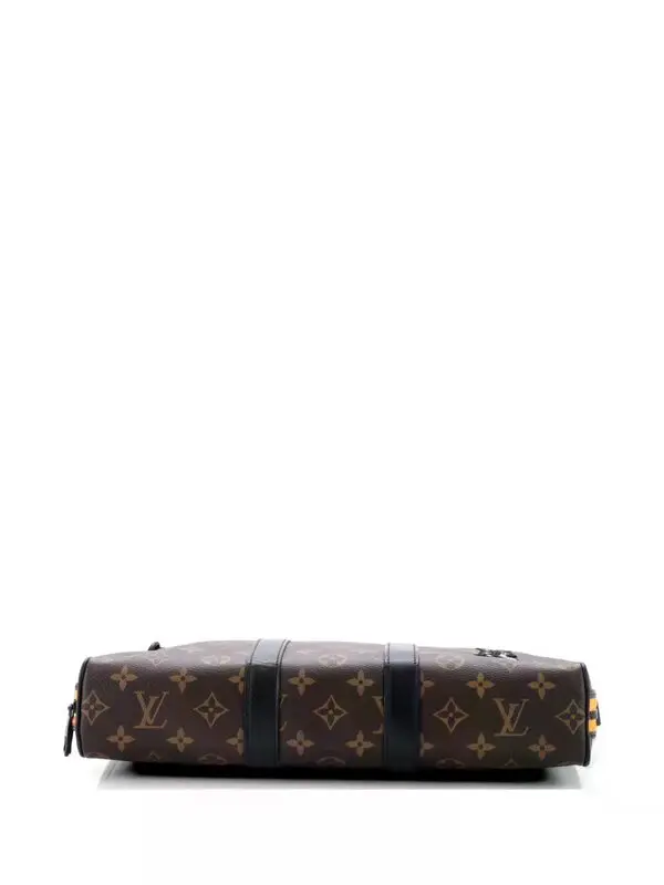 LOUIS VUITTON Keepall Pouch Monogram Canvas