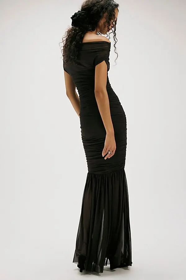 SEROYA Noel Off-the-shoulder Maxi Dress