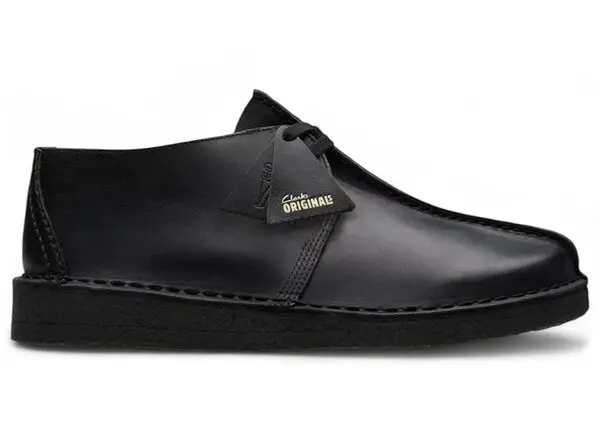 Clarks Originals Desert Trek - Black Smooth Leather