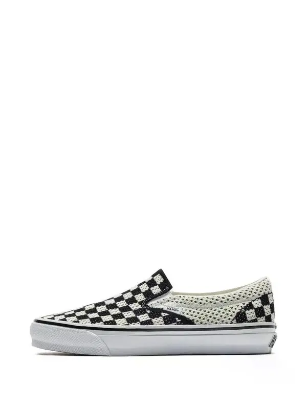 VANS Checkerboard Slip-on Sneakers - Black