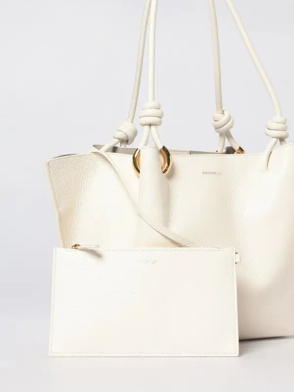 COCCINELLE Finn Grained Leather Shoulder Bag - Pearl
