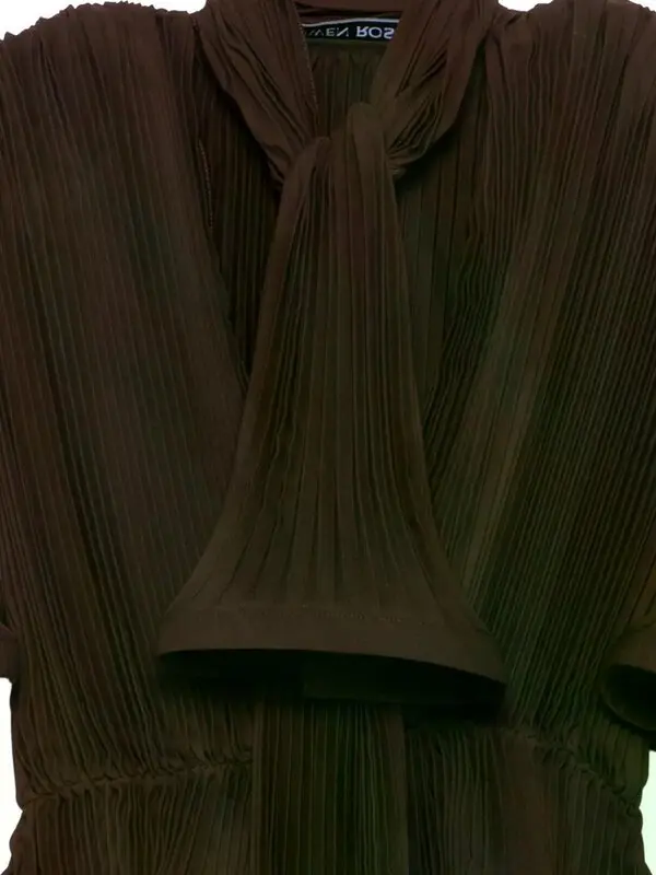 ROWEN ROSE Pleated Blouse