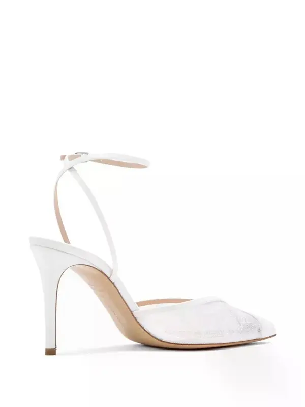 ANDREA WAZEN Lenny Pumps