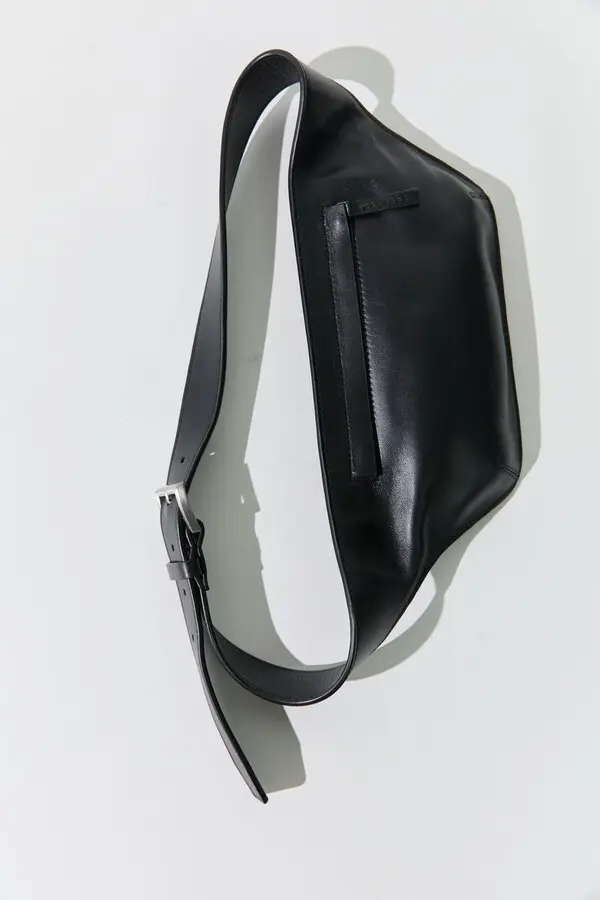 ST. AGNI Arc Belt Bag - Black