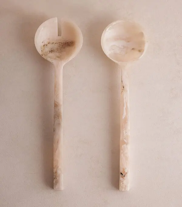 SOHO HOME Resin Henrietta Salad Spoon Set