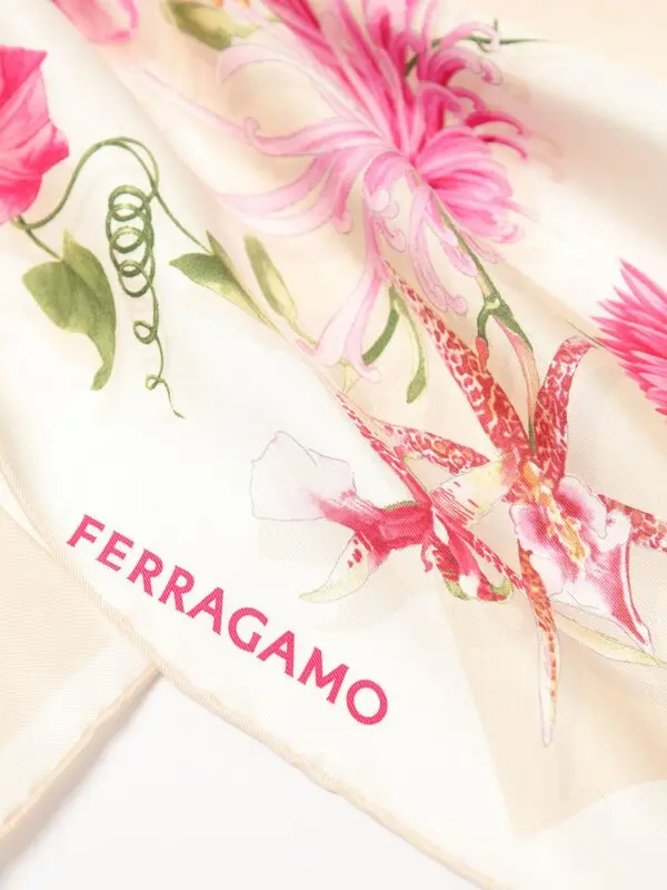 FERRAGAMO Neck Scarf