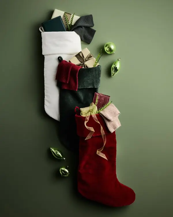 Quince Cotton Velvet Stocking - Red