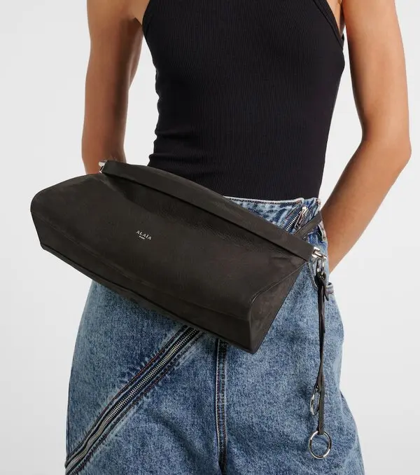 Alaïa Le Click East West Shoulder Bag - Grey