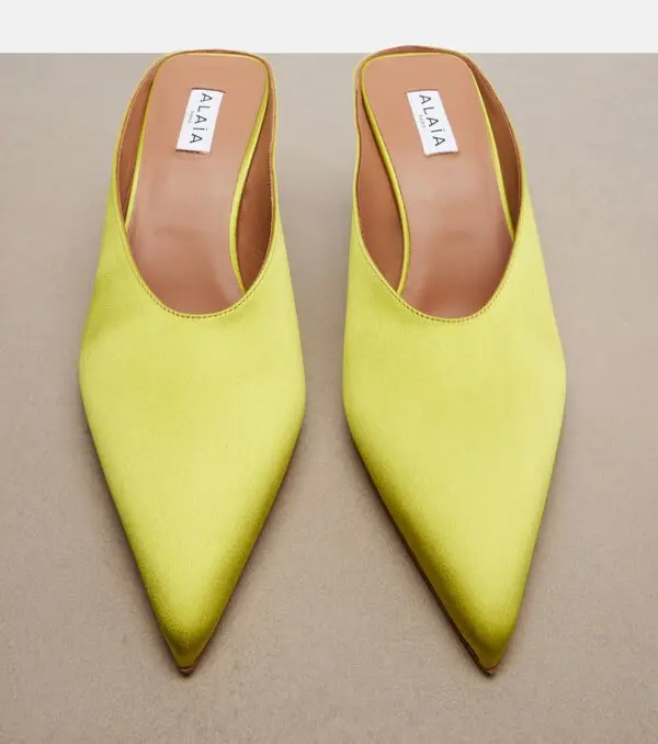 Alaïa Cube Satin Wedge Mules - Yellow