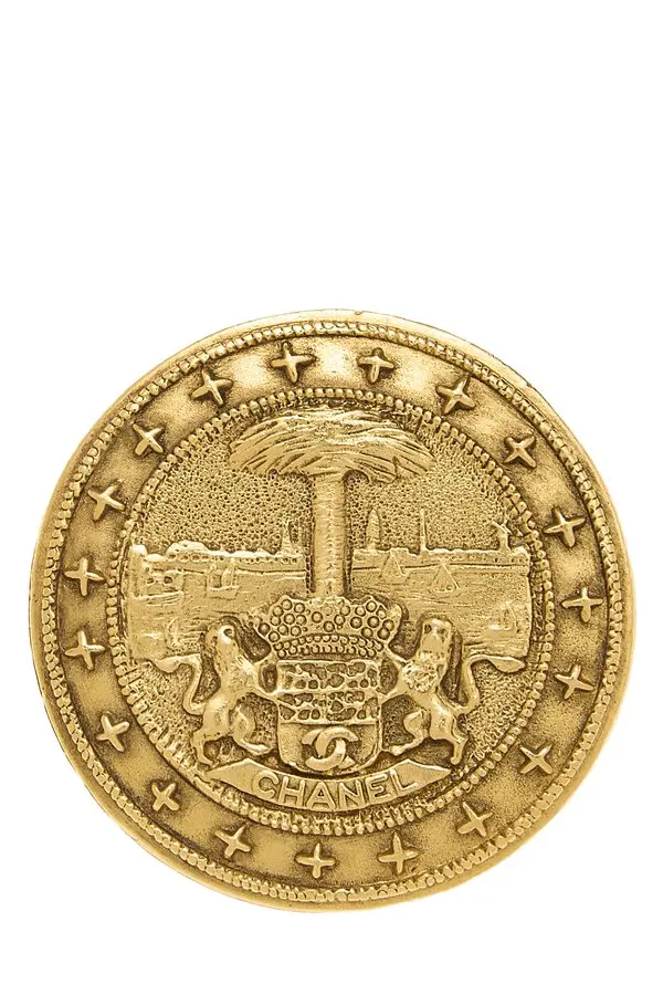 Chanel Cc Logo Brooch - Gold