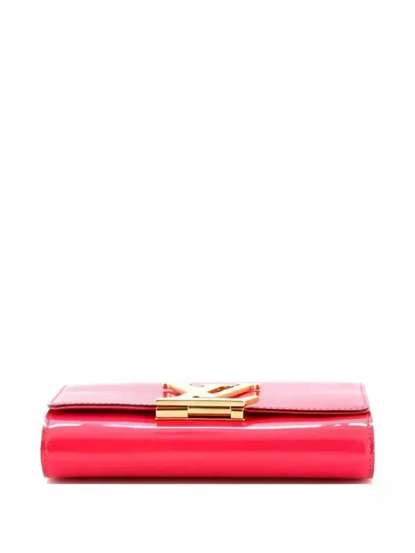LOUIS VUITTON Chain Louise Clutch Mm