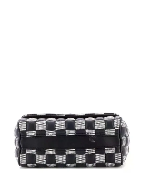 LOUIS VUITTON Twist Handbag Damier Quilted Calf Leather Bb - Black