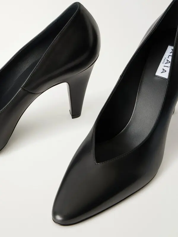 Alaïa 90 Leather Pumps - Black